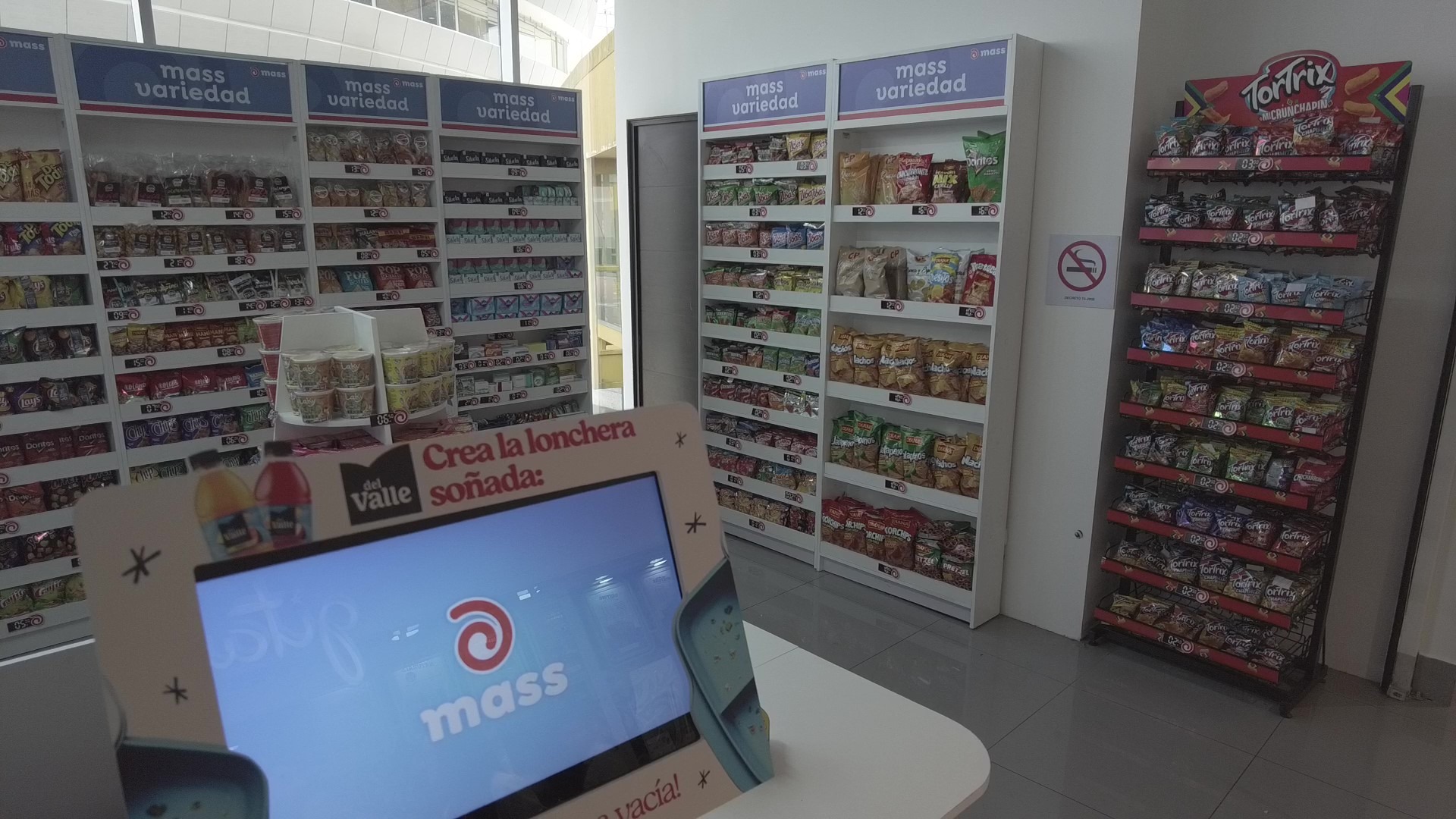 LA NUEVA IMAGEN DE TIENDAS MASS | idocumenta.com